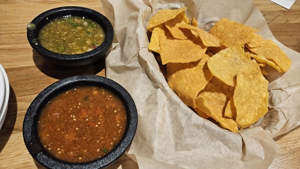 SEIS KITCHEN - Updated October 2025 - 45 Photos & 28 Reviews - 6530 E ...