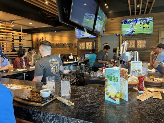 CHILI’S - Updated September 2024 - 41 Photos & 59 Reviews - 1075 W ...