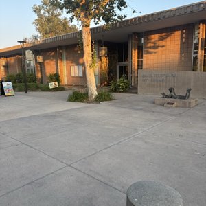 DOWNEY CITY LIBRARY - Updated October 2025 - 107 Photos & 75 Reviews ...