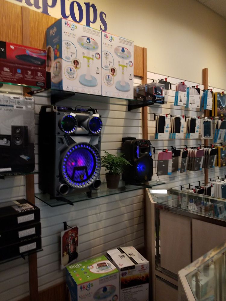 4 LESS TECH - Updated June 2025 - 1178 Burnsville Ctr, Burnsville ...