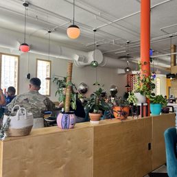 POUNDS - Updated October 2025 - 136 Photos & 145 Reviews - 6 Broadway N ...