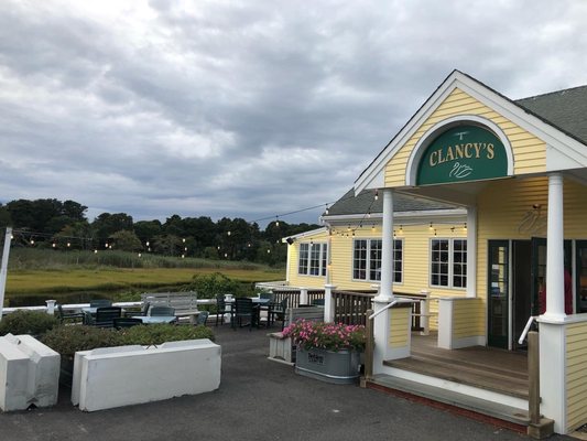 CLANCY’S RESTAURANT - 119 Photos & 303 Reviews - 8 Upper County Rd ...