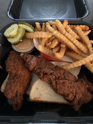 DAVE’S HOT CHICKEN - Updated June 2025 - 4215 W. Wisconsin Ave ...
