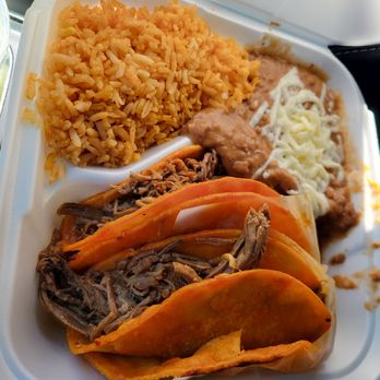 BIRRIERIA LITTLE TIJUANA - Updated December 2025 - 507 Photos & 755 ...