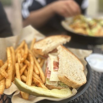 GROTTO CAFE - Updated August 2025 - 574 Photos & 610 Reviews - 6501 E ...