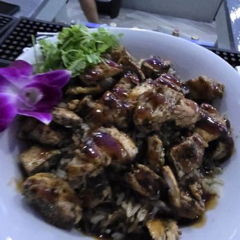 SWIGZZ RESTAURANT AND LOUNGE - Updated September 2025 - 68 Photos & 31 ...