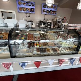 CHEZ PIERRE FRENCH BAKERY & CAFE - Updated April 2025 - 333 Photos ...