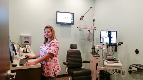 HOWERTON EYE CLINIC - Updated May 2026 - 15 Photos & 25 Reviews - 4282 ...