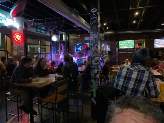 BOZEMAN TAPROOM & SPIRITS - Updated October 2025 - 132 Photos & 198 ...