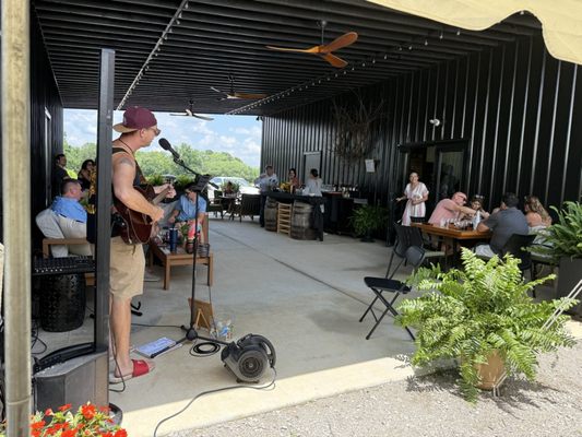 LA FAMIGLIA - Updated January 2026 - 35 Photos - 116 Rigsby Cir, Toney ...