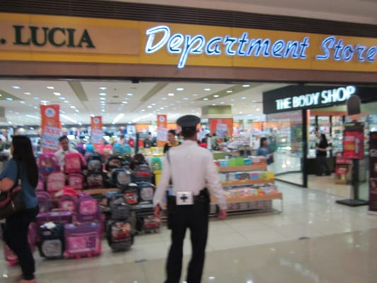 STA. LUCIA EAST GRAND MALL - Updated January 2026 - Felix Avenue ...