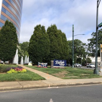 BOBBY’S BURGERS BY BOBBY FLAY - Updated November 2024 - 148 Photos & 95 ...