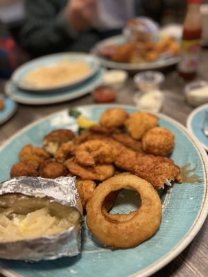 THE FOXY FISH - Updated December 2025 - 144 Photos & 201 Reviews ...