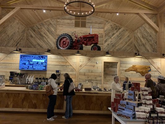 MIKE’S FARM & COUNTRY STORE - 181 Photos & 132 Reviews - Southern ...