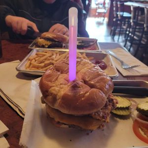 THE BURGER SALOON - 467 Photos & 608 Reviews - 601 Main St, Woodland ...