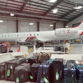 JSX - Updated January 2025 - 389 Photos & 217 Reviews - 5616-A Haven St ...