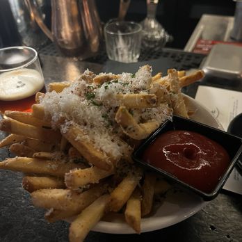 DEAD LINE - Updated April 2025 - 544 Photos & 450 Reviews - 114 1st Ave ...