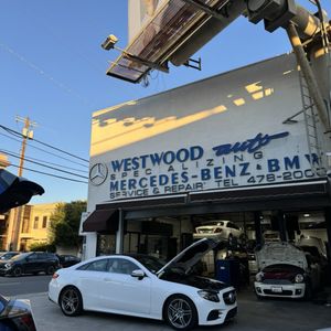 GOLDEN AUTO BODY & PAINT - Updated June 2024 - 129 Photos & 574 Reviews ...