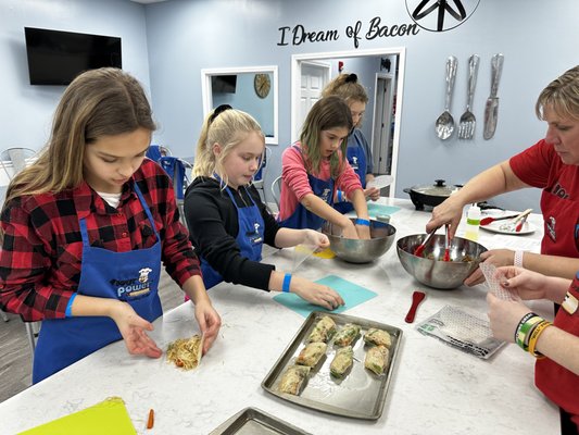 FLOUR POWER COOKING STUDIOS - PITTSBURGH | 15 Photos - 4655 William ...