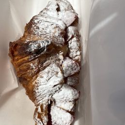 PARIS BAGUETTE - Updated July 2025 - 34 Photos & 33 Reviews - 549 ...