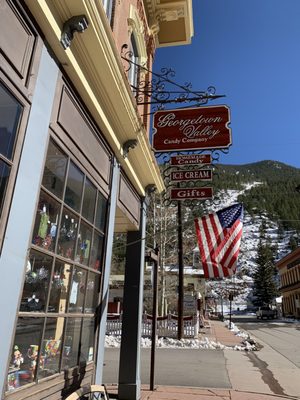 GEORGETOWN VALLEY CANDY COMPANY - 58 Photos & 49 Reviews - 500 6th St ...