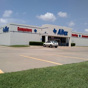 MICRO CENTER - Updated December 2024 - 95 Photos & 298 Reviews - 13929 ...