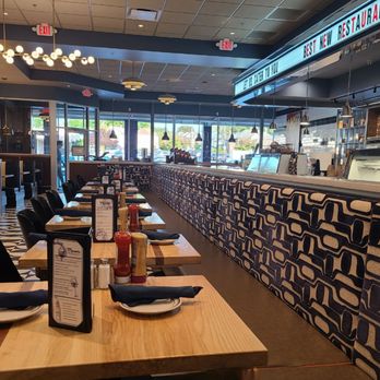 MAVEN’S DELICATESSEN - Updated May 2025 - 224 Photos & 303 Reviews ...