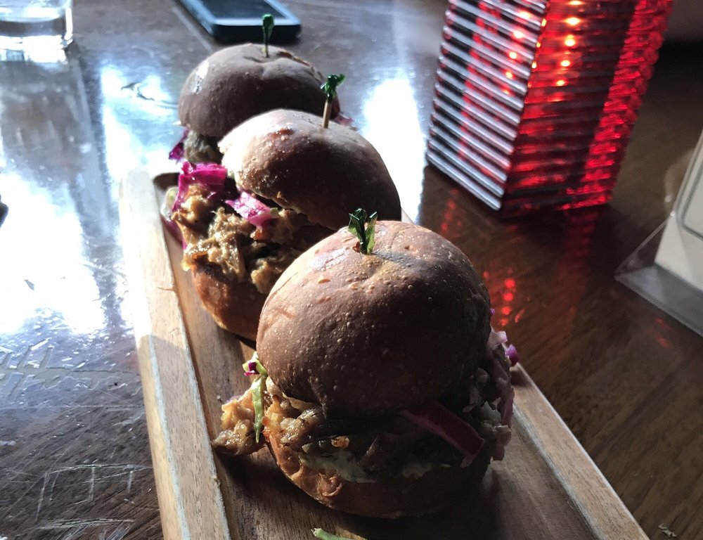 REVOLVER BAR - 74 Photos & 87 Reviews - 1514 E Olive Way, Seattle ...