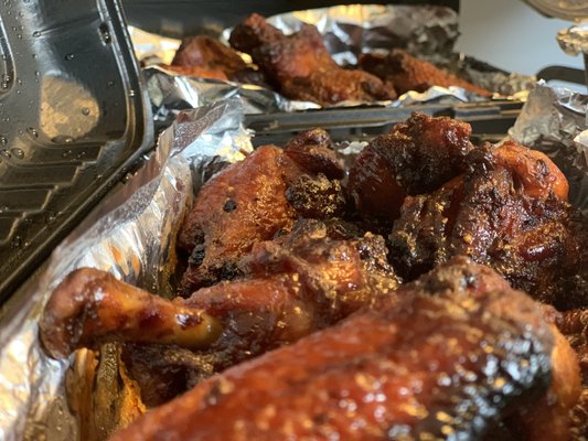 DEUXWINGS - Updated May 2024 - 48 Photos & 28 Reviews - 2477 Birch St ...