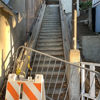 SANTA MONICA STAIRS - Updated December 2025 - 415 Photos & 414 Reviews ...