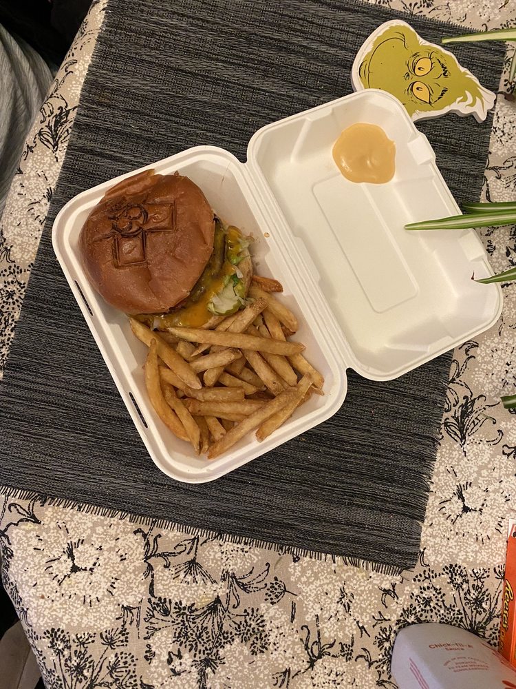 TOXIC BURGER - 285 E Oregon Ave, Creswell, OR - Yelp