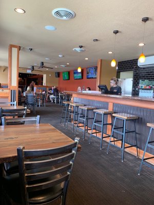 MAC’S BAR & GRILL - 31 Photos & 81 Reviews - 1400 SW Dorion Ave ...