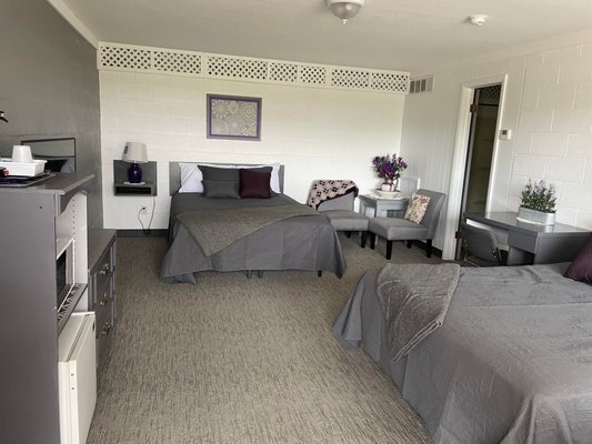 MOONLIGHT MOTEL - Updated December 2025 - Request Information - 42445 ...