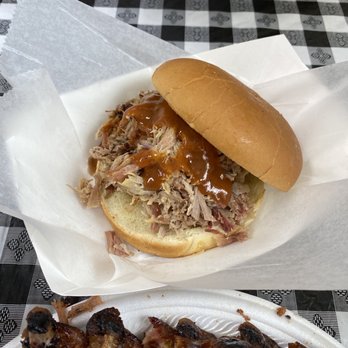 GATORS BBQ - Updated July 2025 - 170 Photos & 269 Reviews - 8142 W ...