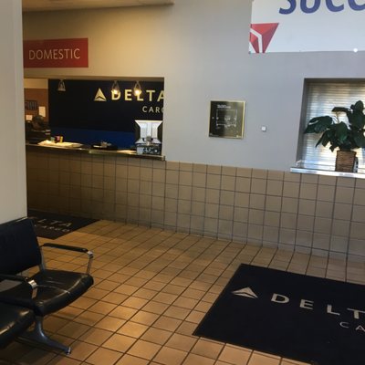 DELTA CARGO - Updated November 2025 - 28 Photos & 44 Reviews - 11101 ...