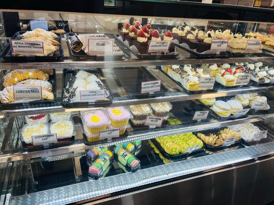 FRATELLI’S PASTRY SHOP - Updated December 2025 - 37 Photos & 47 Reviews ...