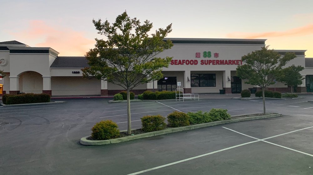 VASCO PLAZA - 1472 N Vasco Rd, Livermore, California - Shopping Centers ...