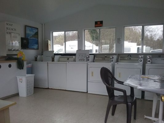 SALMON HARBOR RV PARK - Updated November 2025 - 75325 US Highway 101 ...