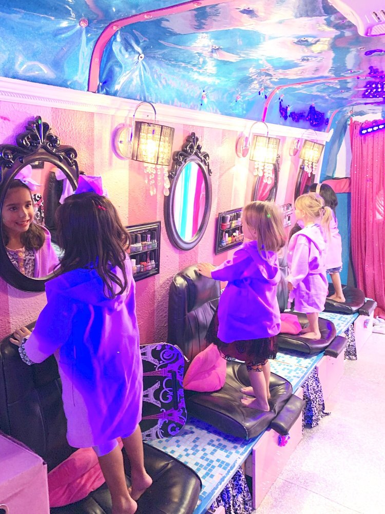 SPARKLE SPA BUS - 17 Photos - Party Bus Rentals - Pearland, TX - Phone ...