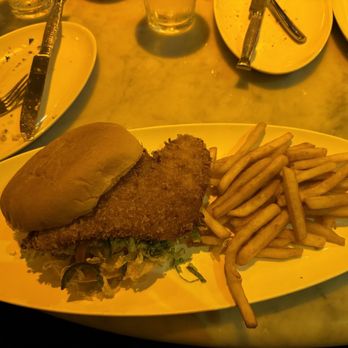 THE DEAD FISH - Updated May 2024 - 4907 Photos & 4026 Reviews - 20050 ...