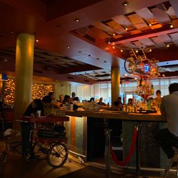 EL VEZ - Updated August 2025 - 3456 Photos & 3786 Reviews - 121 S 13th ...
