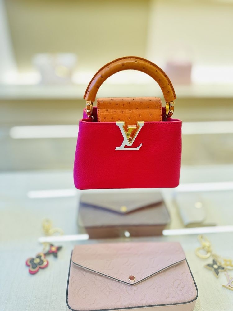 LOUIS VUITTON SEATTLE BRAVERN - Updated December 2025 - 90 Photos & 141 ...