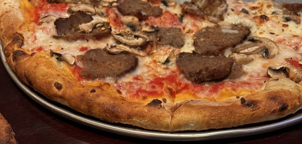 ARIGNA IRISH PUB & COAL FIRE KITCHEN - Updated April 2024 - 199 Photos ...