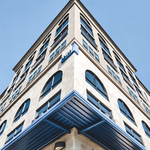 REDPOINT BATON ROUGE - Updated October 2025 - 24 Photos & 48 Reviews ...