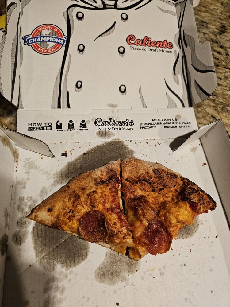 CALIENTE PIZZA & DRAFTHOUSE - Updated May 2025 - 140 Photos & 281 ...