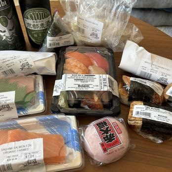 TOKYO FISH MARKET - Updated July 2025 - 1384 Photos & 1004 Reviews ...