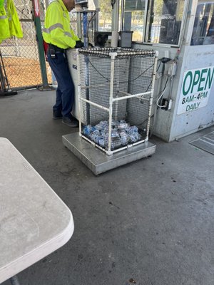 SMART STATION - Updated December 2025 - 45 Photos & 68 Reviews - 301 ...