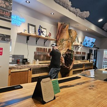 FABLED BREW WORKS - Updated May 2024 - 72 Photos & 28 Reviews - 331 ...