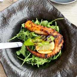 KOOMA - Updated May 2025 - 390 Photos & 217 Reviews - 201 Main St, King ...