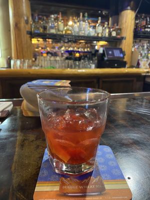 BULLPEN GRILL AND WATERING HOLE - Updated June 2025 - 12 Reviews - 564 ...